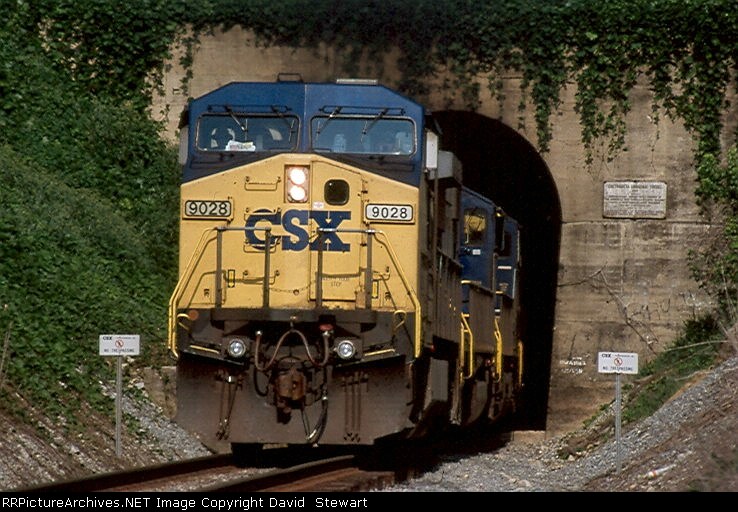 Q124/CSX 9028